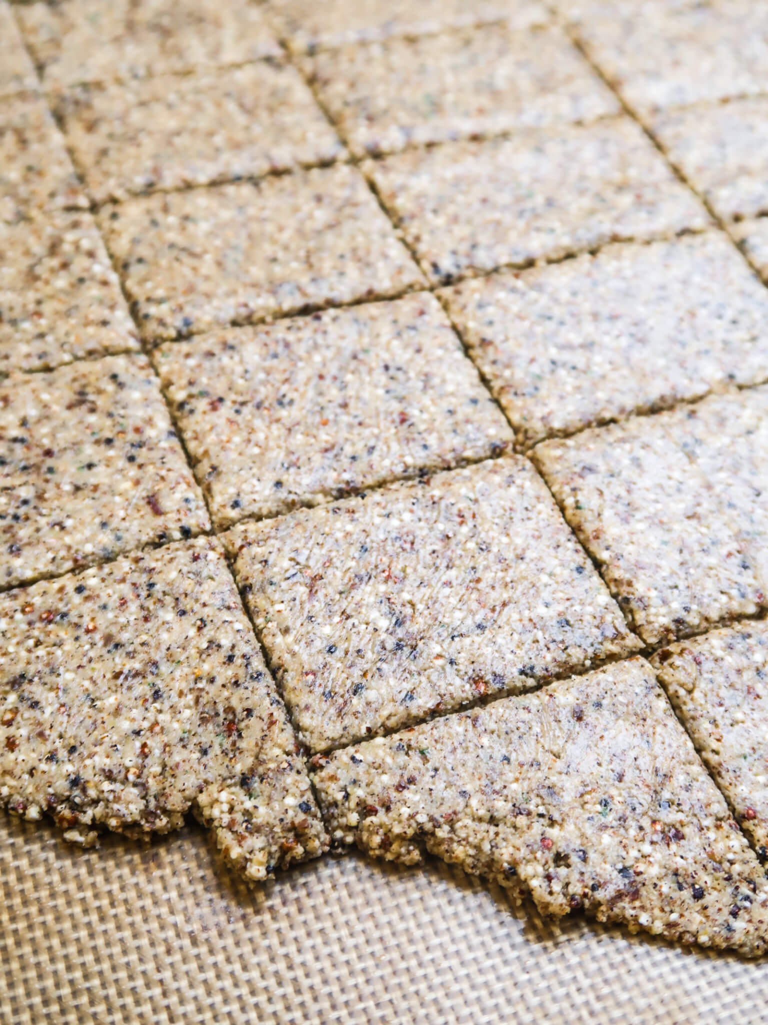 Healthy Vegan Crackers with Quinoa and Tahini - Sarahs Vegan Guide