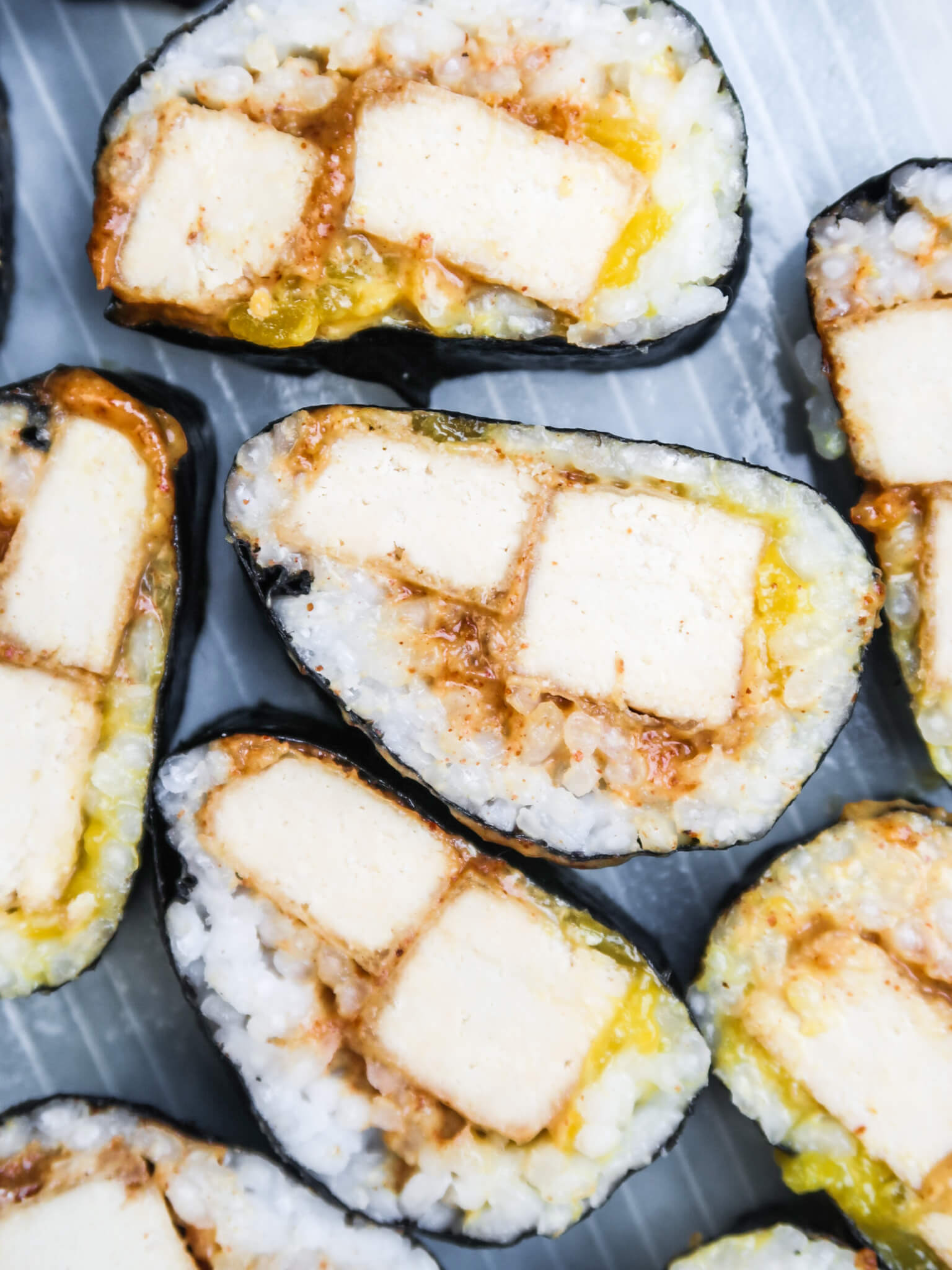 Vegan Sushi Guide (with 6 simple & delicious vegan sushi recipes)